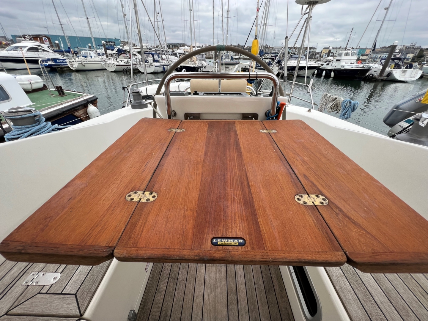Southerly 420 - Red Ensign