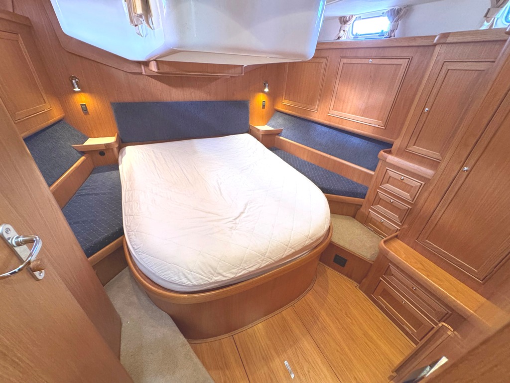 Rustler 44 - Red Ensign