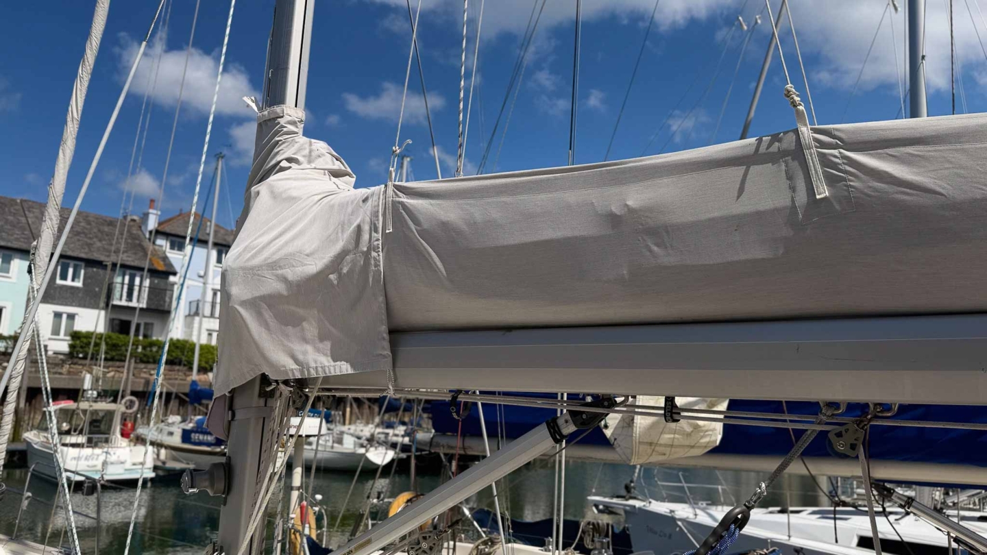 Southerly 38 - Red Ensign