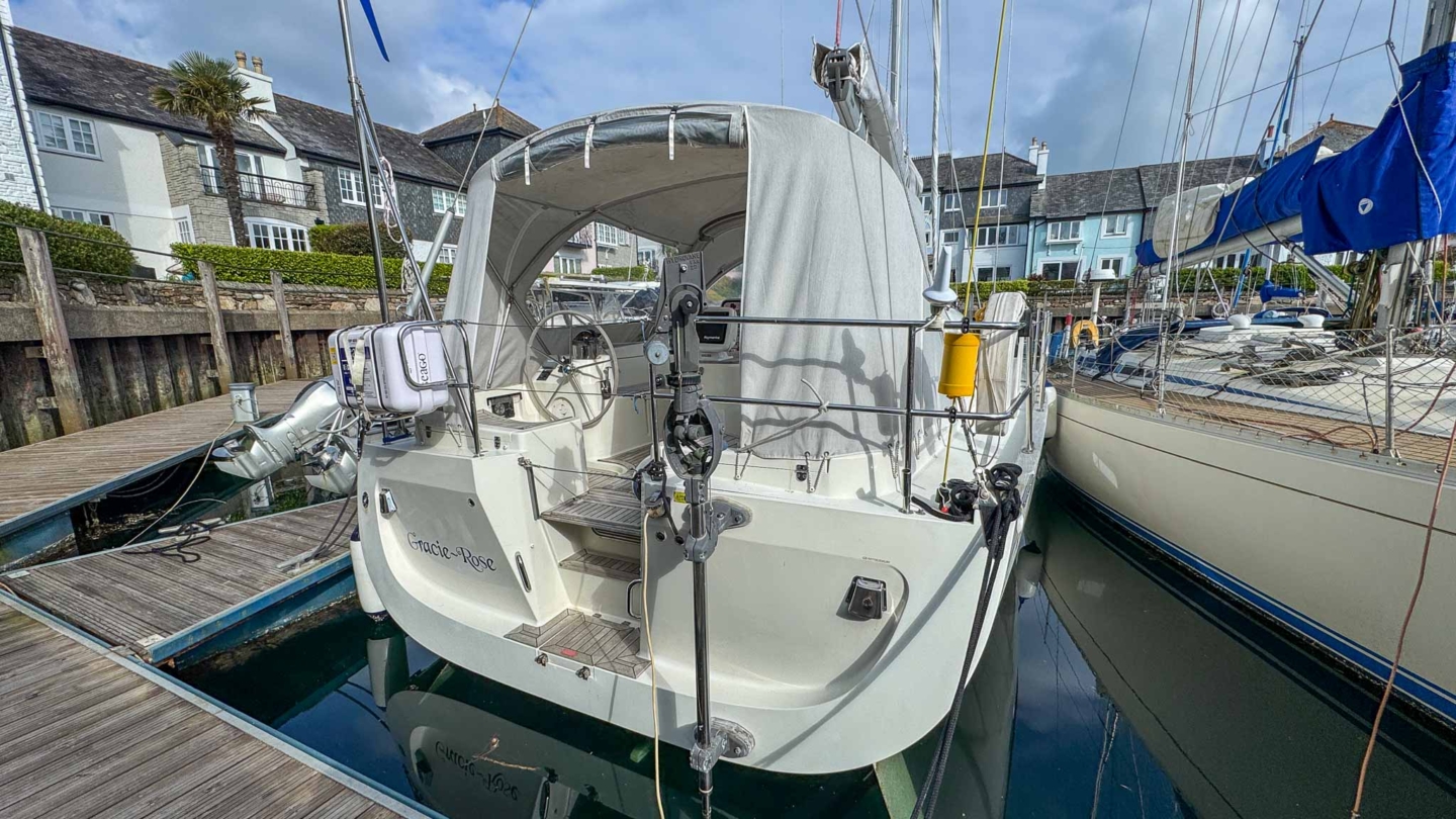 Southerly 38 - Red Ensign